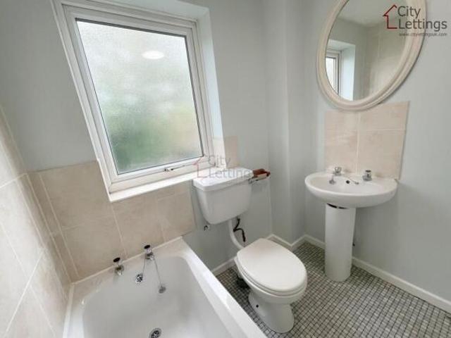 2 bedroom end of terrace house for rent in Southey Street, Arboretum, NG7