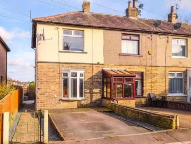 2 bedroom end of terrace house for rent in St. Chads Avenue, B.