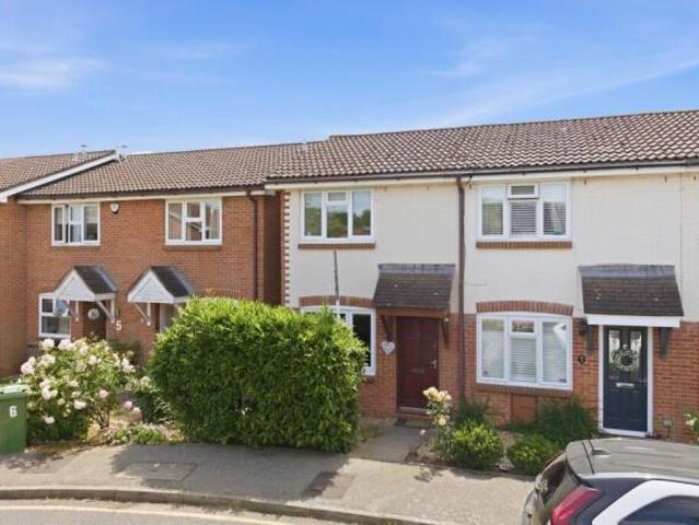 2 bedroom end of terrace house for rent in St. Andrews Close, Paddock Wood, TN12