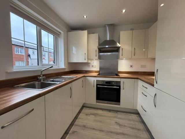 2 bedroom end of terrace house for rent in Stonehouse Drive, Salford, Greater Manchester, M7