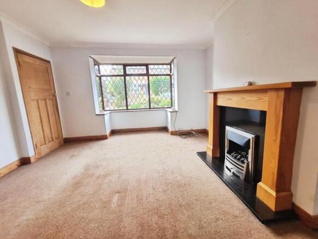 2 bedroom end of terrace house for rent in Sunnybank Road, Horsforth, LS18
