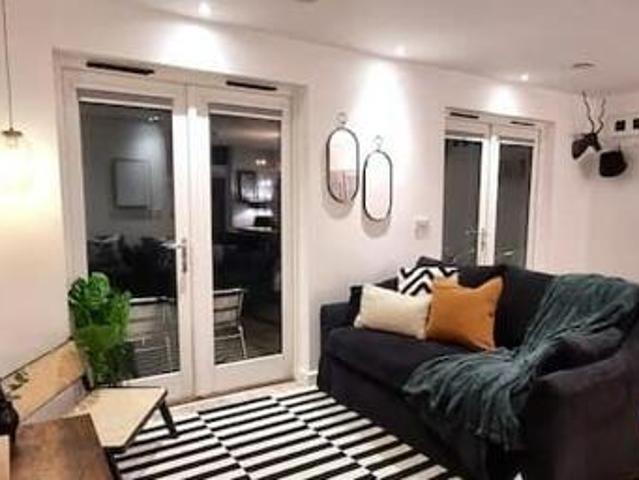 2 Bedroom End Of Terrace House For Rent In Porthtowan