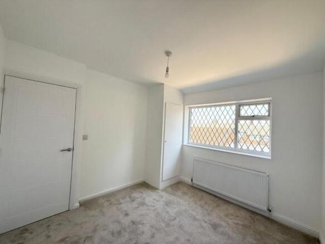 2 bedroom end of terrace house for rent in Park Road, Leeds, West Yorkshire, LS13