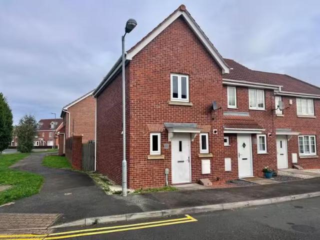 2 bedroom end of terrace house for rent in Pasture View, Kings.