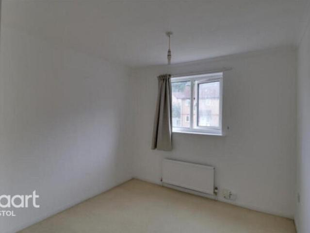 2 bedroom end of terrace house for rent in Pine Road, Bristol, BS10