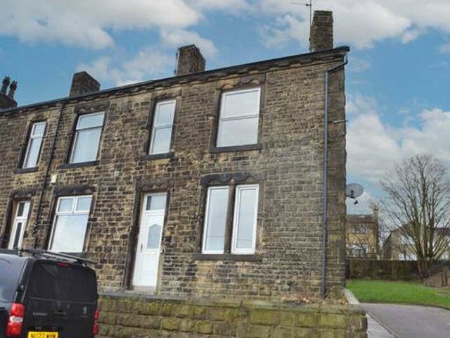 2 bedroom end of terrace house for rent in Prince Street Haworth BD22