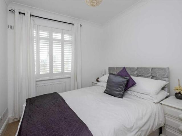 2 bedroom end of terrace house for rent in Quill Lane, Putney, SW15