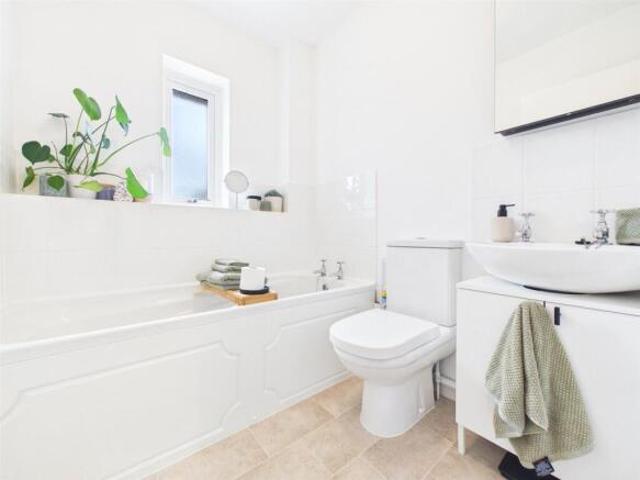 2 bedroom end of terrace house for rent in Rosehip Court, Up Hatherley, Cheltenham, Gloucestershire, GL51