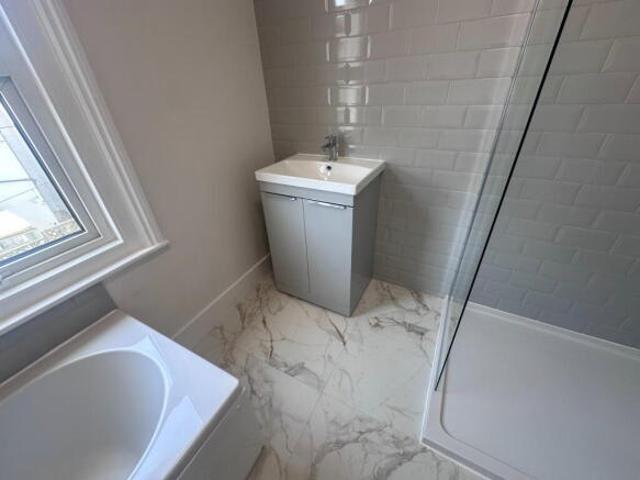 2 bedroom end of terrace house for rent in Redoubt Road, Eastbourne, BN22 7DH, BN22