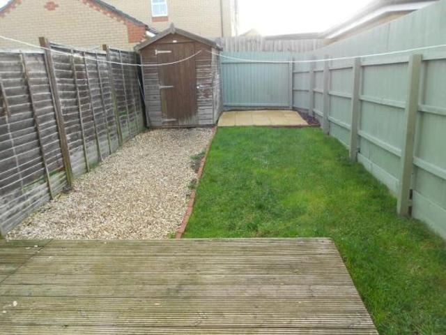 2 bedroom end of terrace house for rent in Redwing Close, Stanground, PE2