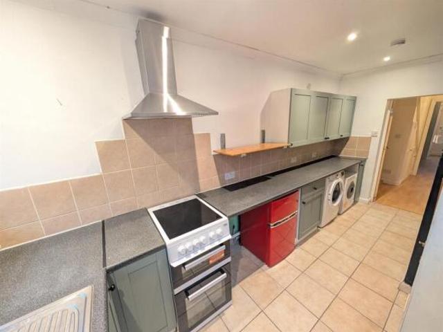2 bedroom end of terrace house for rent in Watson Street, Sutton On Hull, HU7