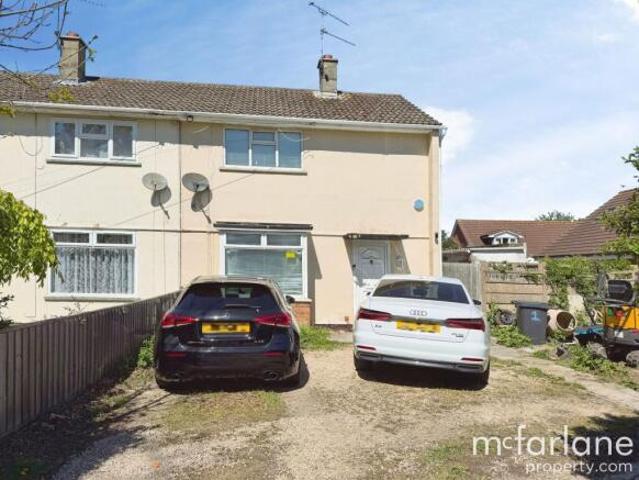 2 bedroom end of terrace house for rent in Wallsworth Road, Swindon, SN3