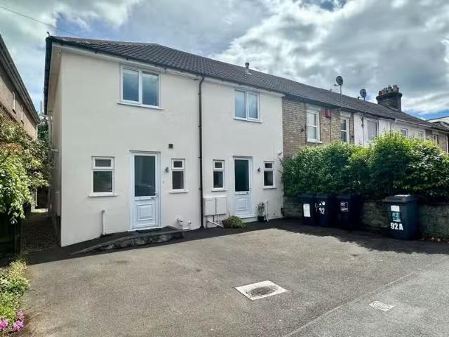 2 bedroom end of terrace house for rent in Windham Road, Bourn.