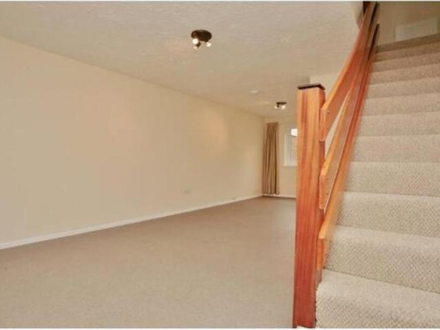 2 bedroom end of terrace house for rent in The Glebe, Cumnor, Oxford, OX2