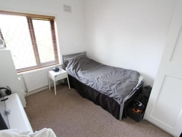 2 bedroom end of terrace house for rent in The Greenway, Sheffield, S8