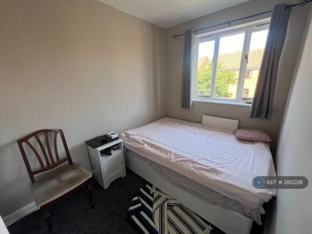2 bedroom end of terrace house for rent in The Rydales, Hull, HU5