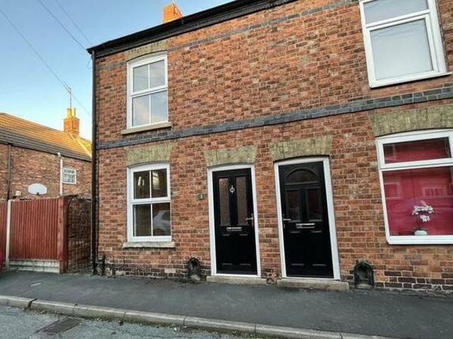 2 bedroom end of terrace house for rent in Thomas Street Sleaford NG34