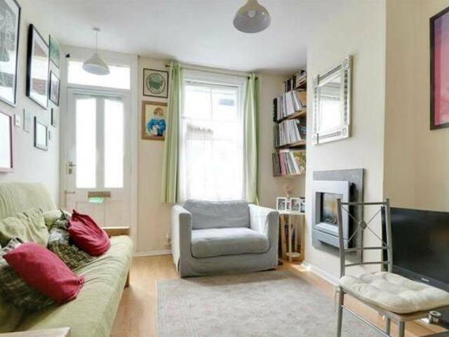 2 bedroom end of terrace house for rent in York Street Cambridge CB1