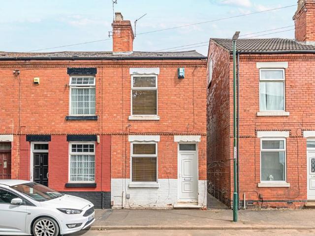 2 bedroom end of terrace house for sale