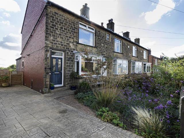 2 bedroom end of terrace house for sale