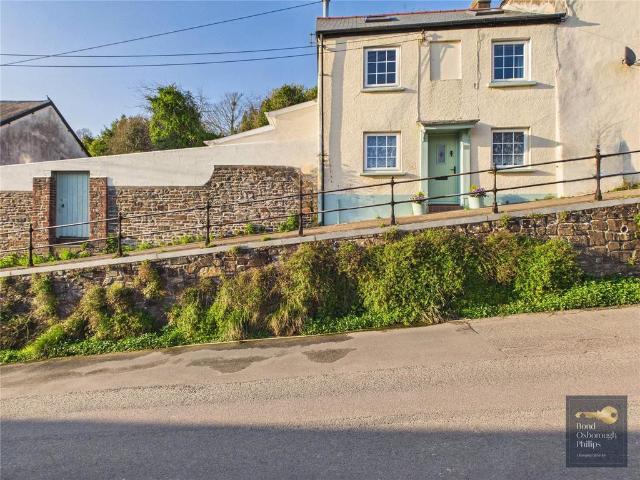 2 bedroom end of terrace house for sale