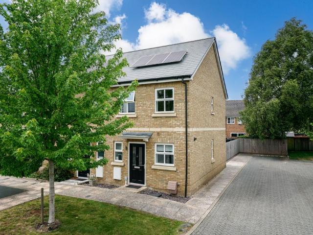 2 bedroom end of terrace house for sale