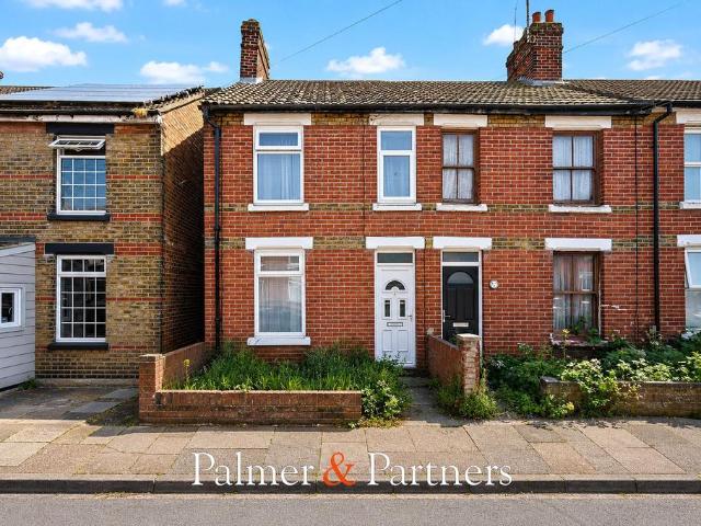 2 bedroom end of terrace house for sale