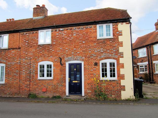 2 bedroom end of terrace house for sale