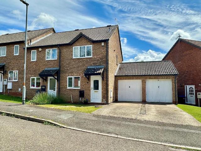2 bedroom end of terrace house for sale