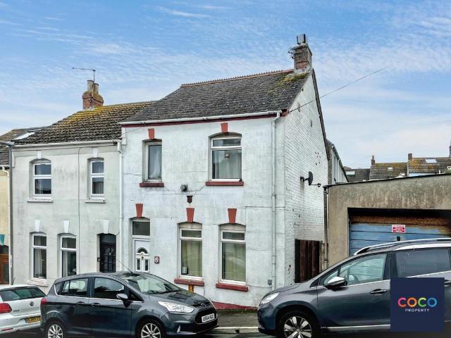 2 bedroom end of terrace house for sale