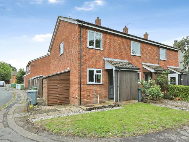 2 bedroom end of terrace house for sale