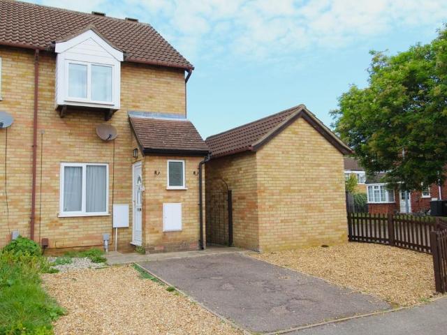 2 bedroom end of terrace house for sale
