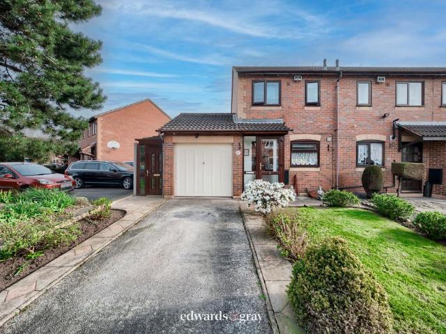 2 bedroom end of terrace house for sale