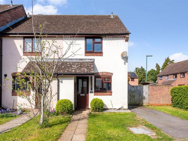 2 bedroom end of terrace house for sale