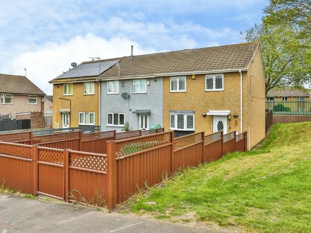 2 bedroom end of terrace house for sale