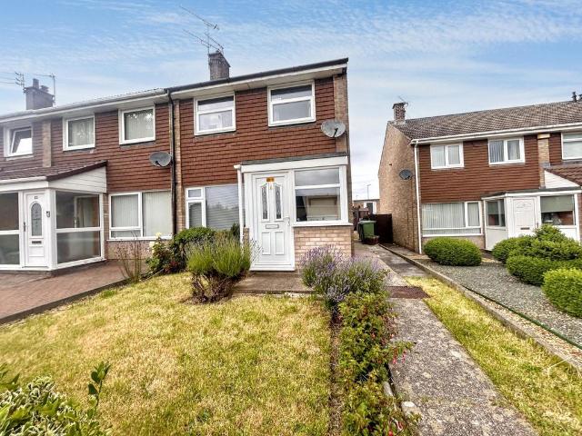 2 bedroom end of terrace house for sale