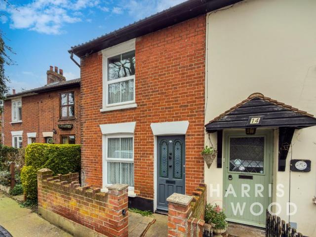 2 bedroom end of terrace house for sale