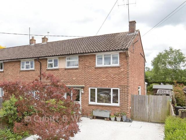 2 bedroom end of terrace house for sale
