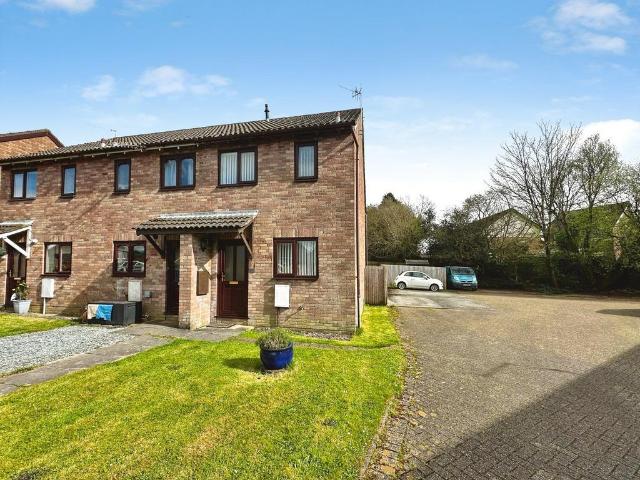 2 bedroom end of terrace house for sale