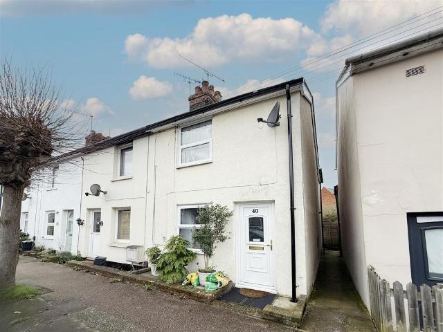 2 bedroom end of terrace house for sale