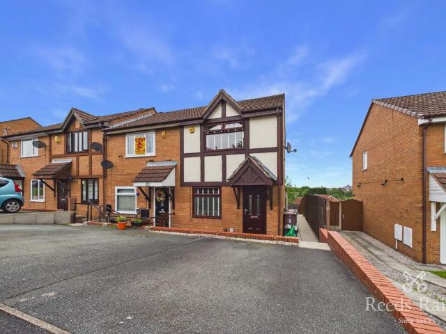 2 bedroom end of terrace house for sale