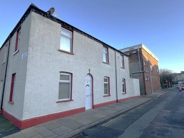 2 bedroom end of terrace house for sale