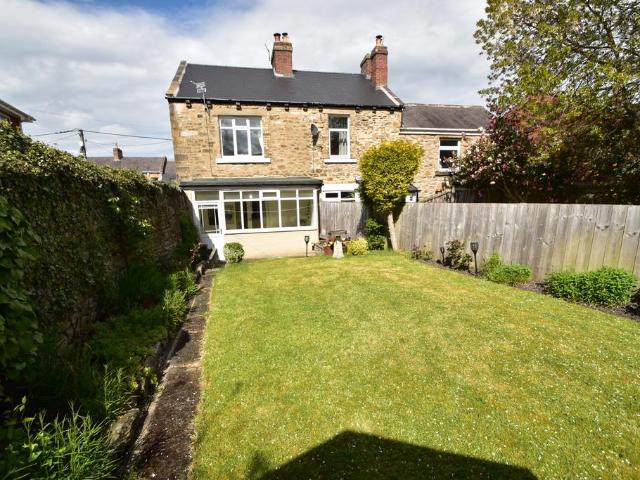2 bedroom end of terrace house for sale