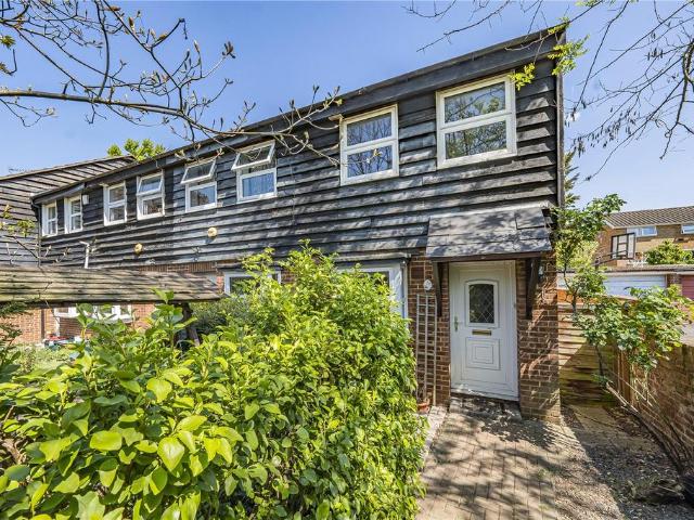 2 bedroom end of terrace house for sale