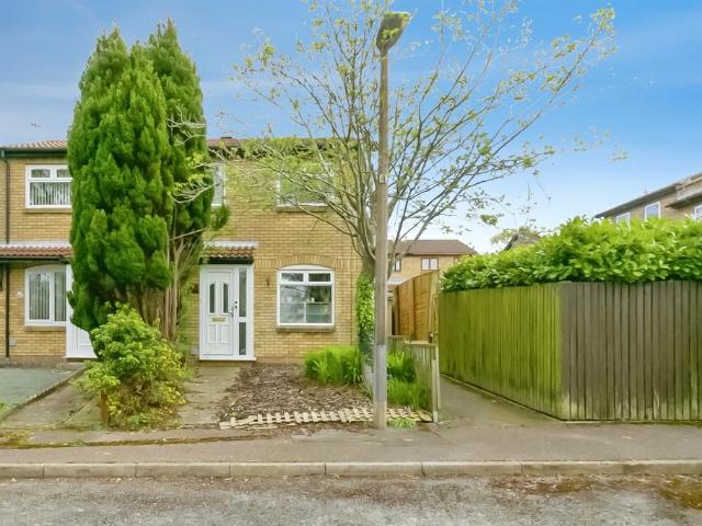 2 bedroom end of terrace house for sale
