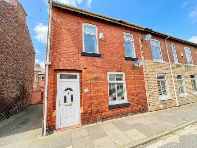 2 bedroom end of terrace house for sale