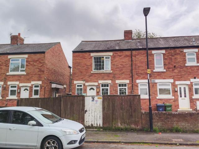 2 bedroom end of terrace house for sale