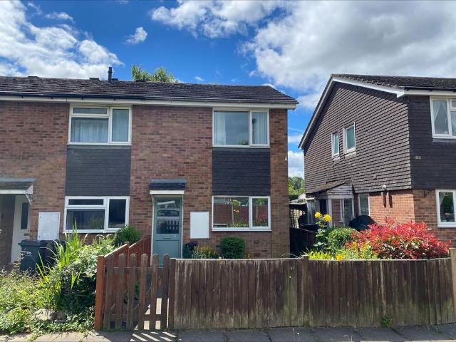 2 bedroom end of terrace house for sale