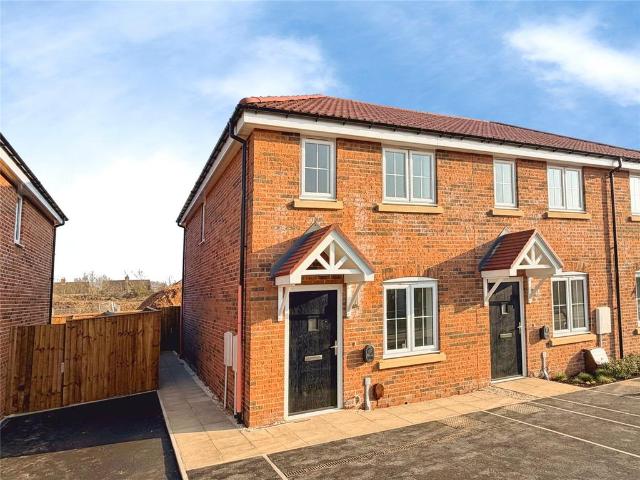 2 bedroom end of terrace house for sale