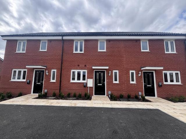 2 bedroom end of terrace house for sale